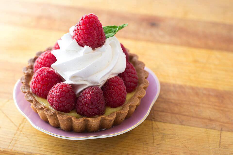 Tartelette aux framboises - Association Miam
